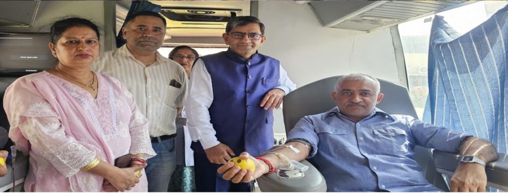 IIIM organizes Blood Donation Camp On 30 Sep. 2024. – सीएसआईआर-भारतीय ...